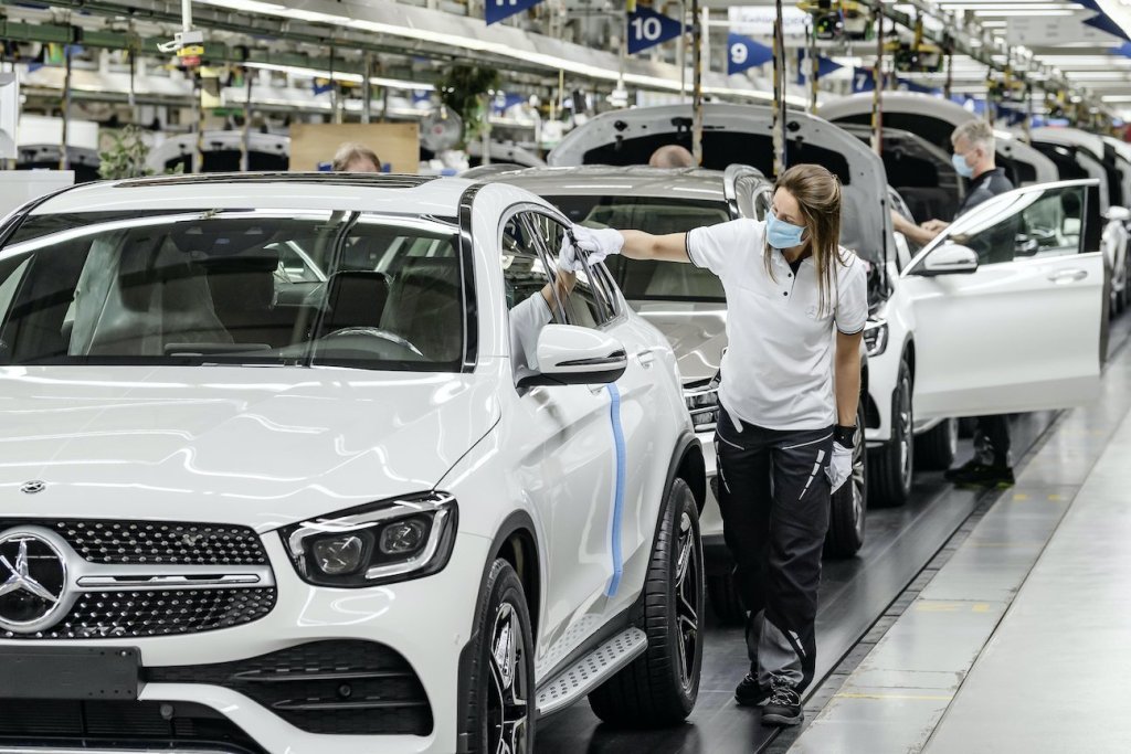 Mercedes-Benz plants restart production worldwide | AutoDrift.ae