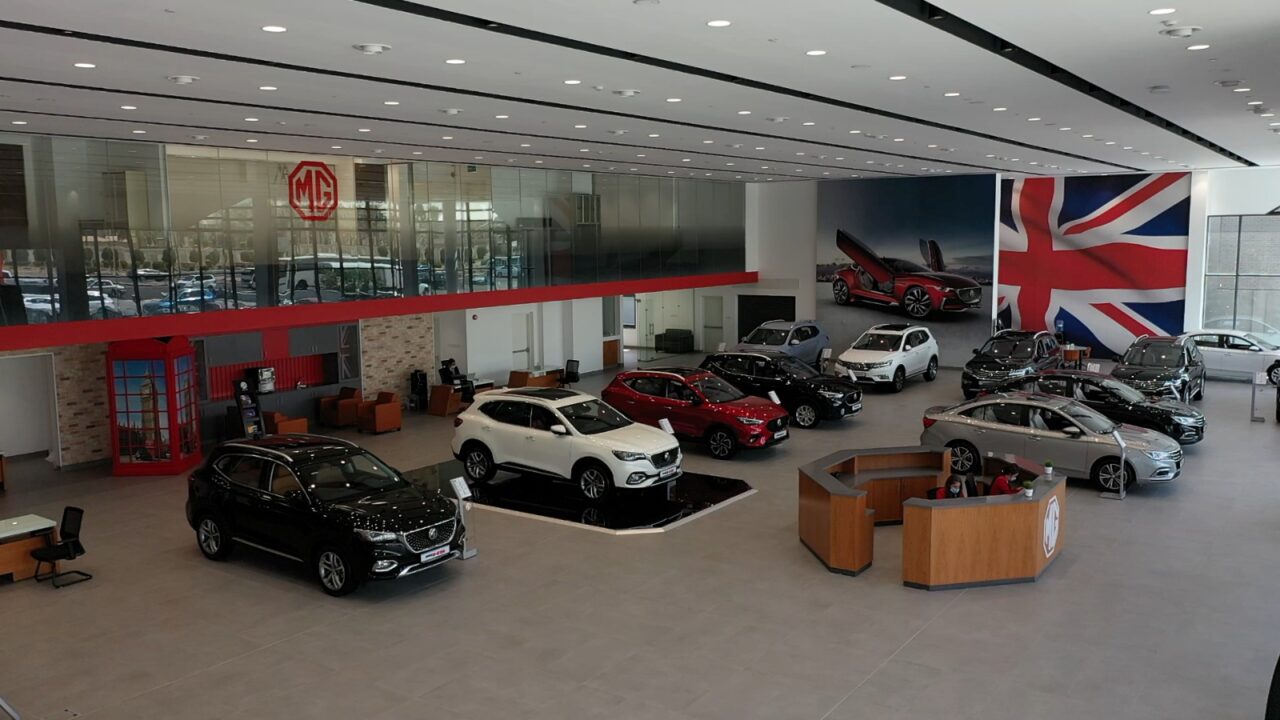 The New MG Flagship Showroom in Kuwait and the largest in GCC ...