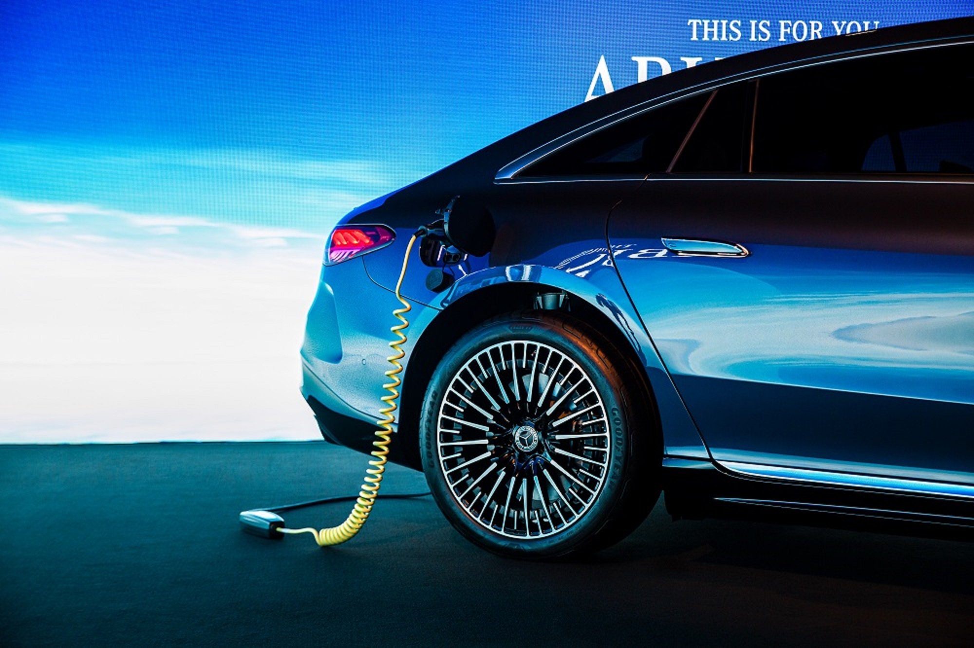 Emirates Motor Company unveils the new EQS in Abu Dhabi ahead of ...