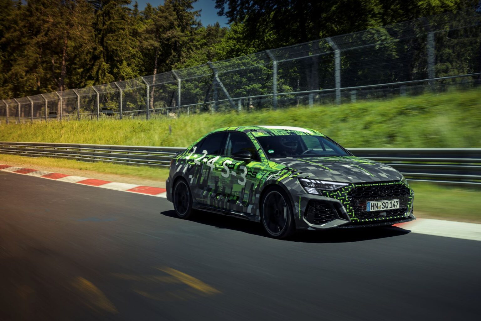 PIRELLI P ZERO TROFEO R: Record performance with the AUDI RS 3 at the ...