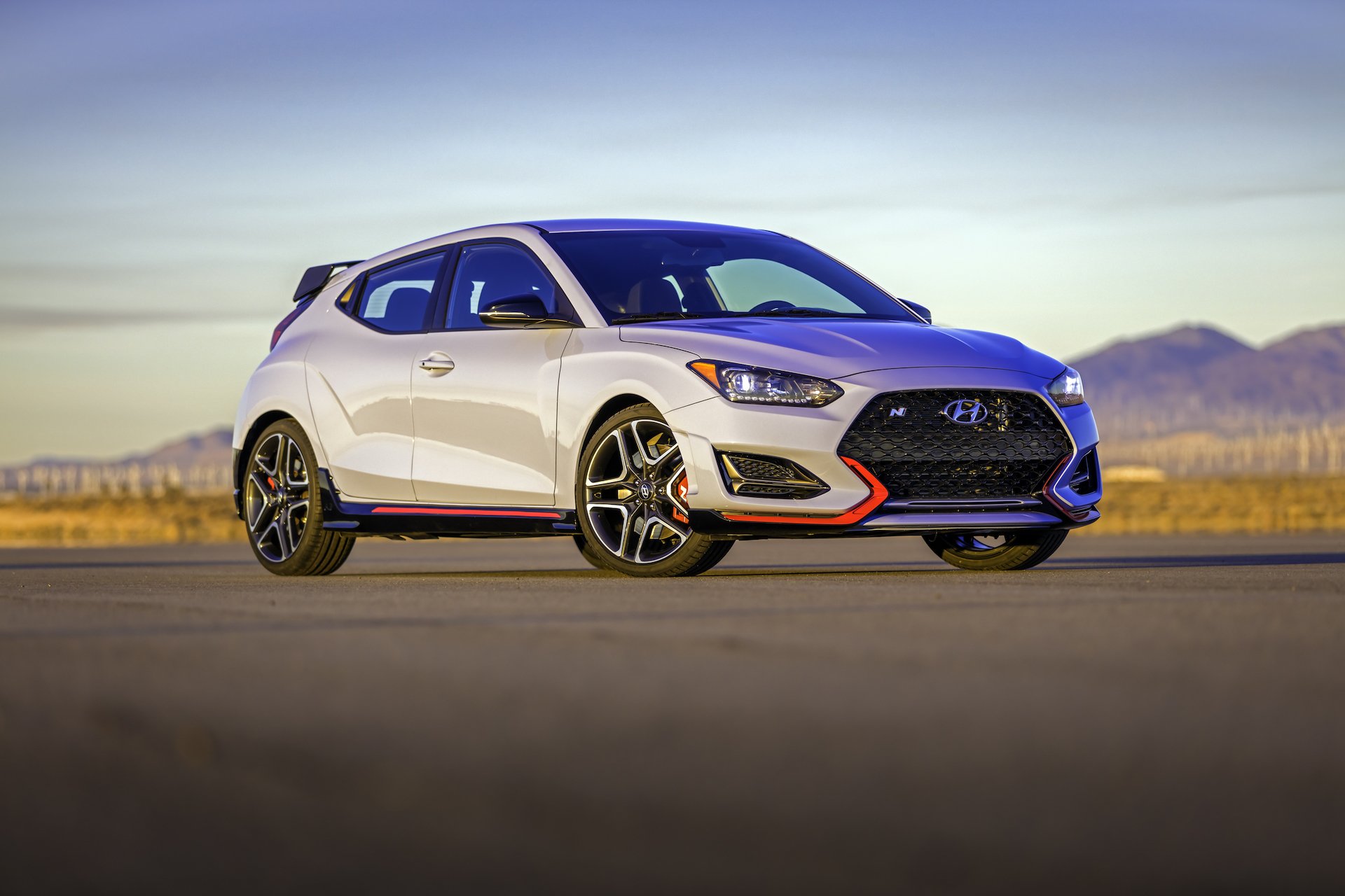 2022 Hyundai Veloster N: The hottest hatch in town? | AutoDrift.ae